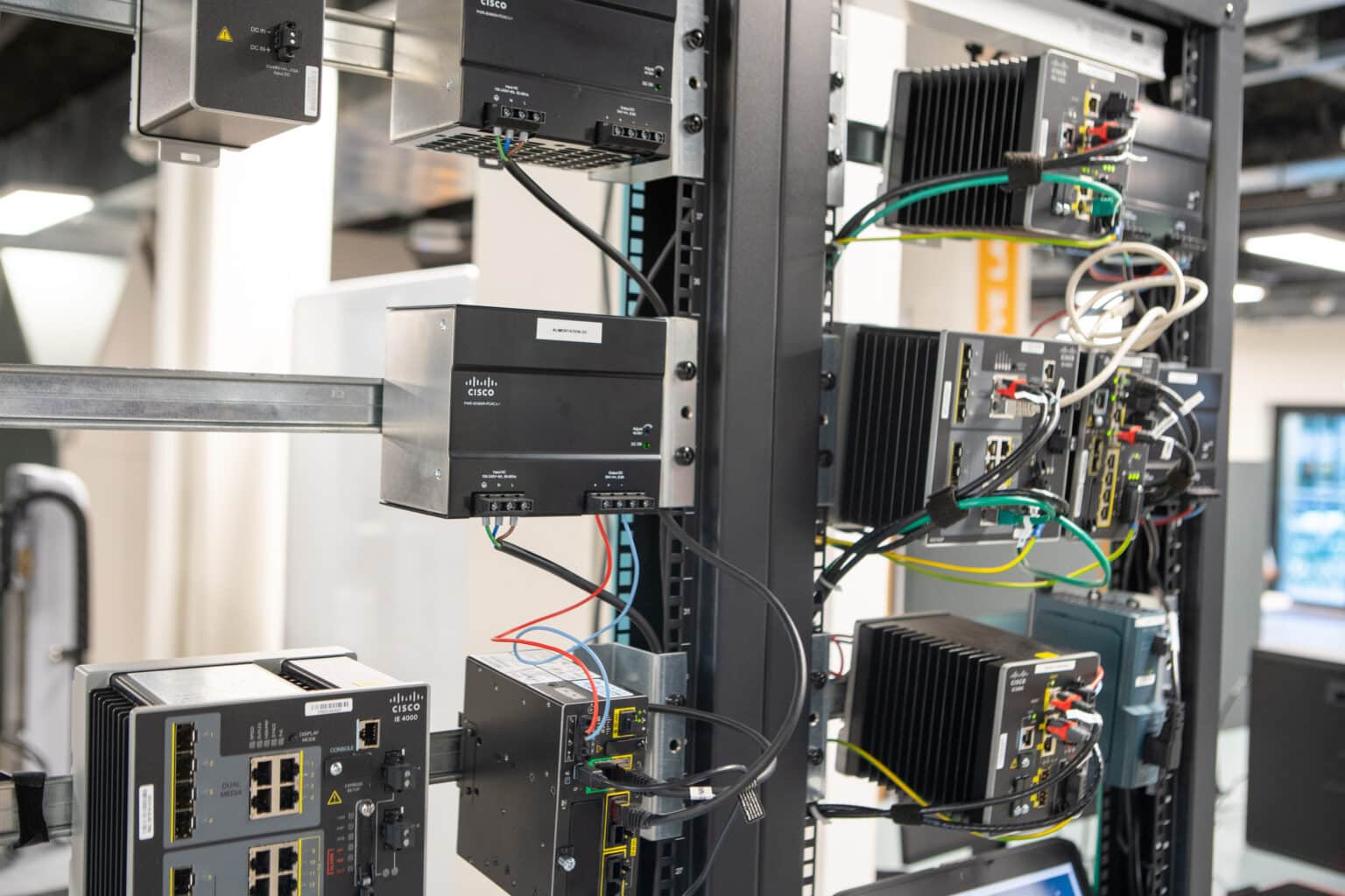 LES RESEAUX INDUSTRIELS - SWARM-ITC